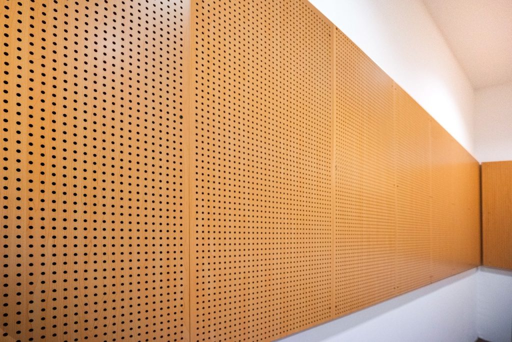 Apa yang Dimaksud dengan Panel Akustik?