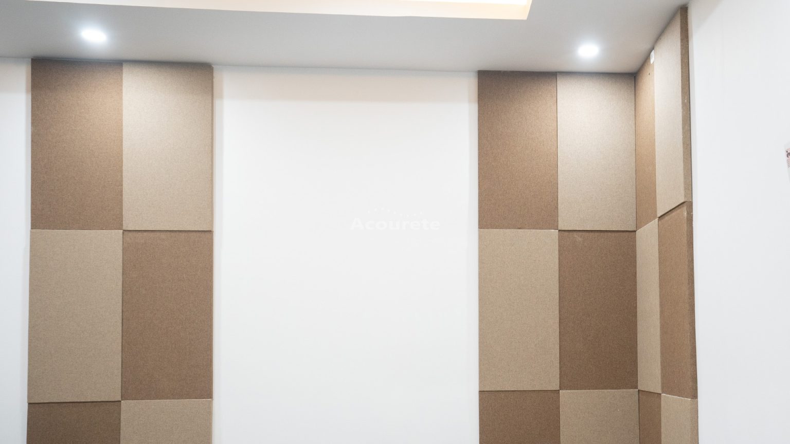 Dinding Akustik Ruangan: Solusi Efektif untuk Mengurangi Kebisingan